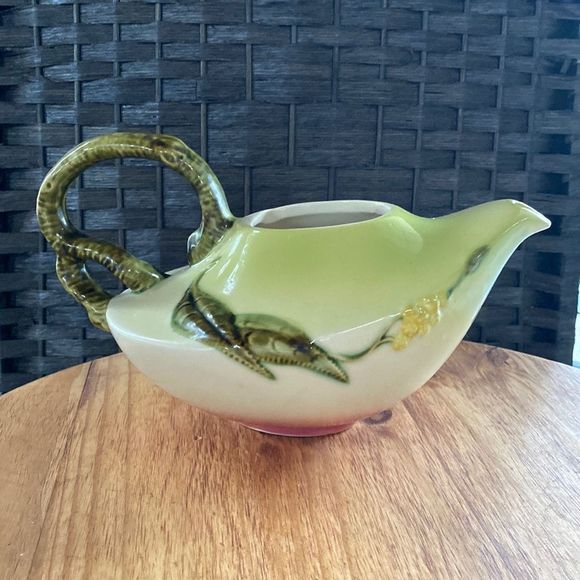 Hull | Dining | Vintage Hullteapot W26 Woodlands Pattern Art Made In ...